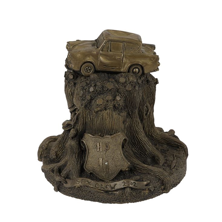 Lot 986 - SFX Crew Gift | HARRY POTTER AND THE CHAMBER OF SECRETS (2002)