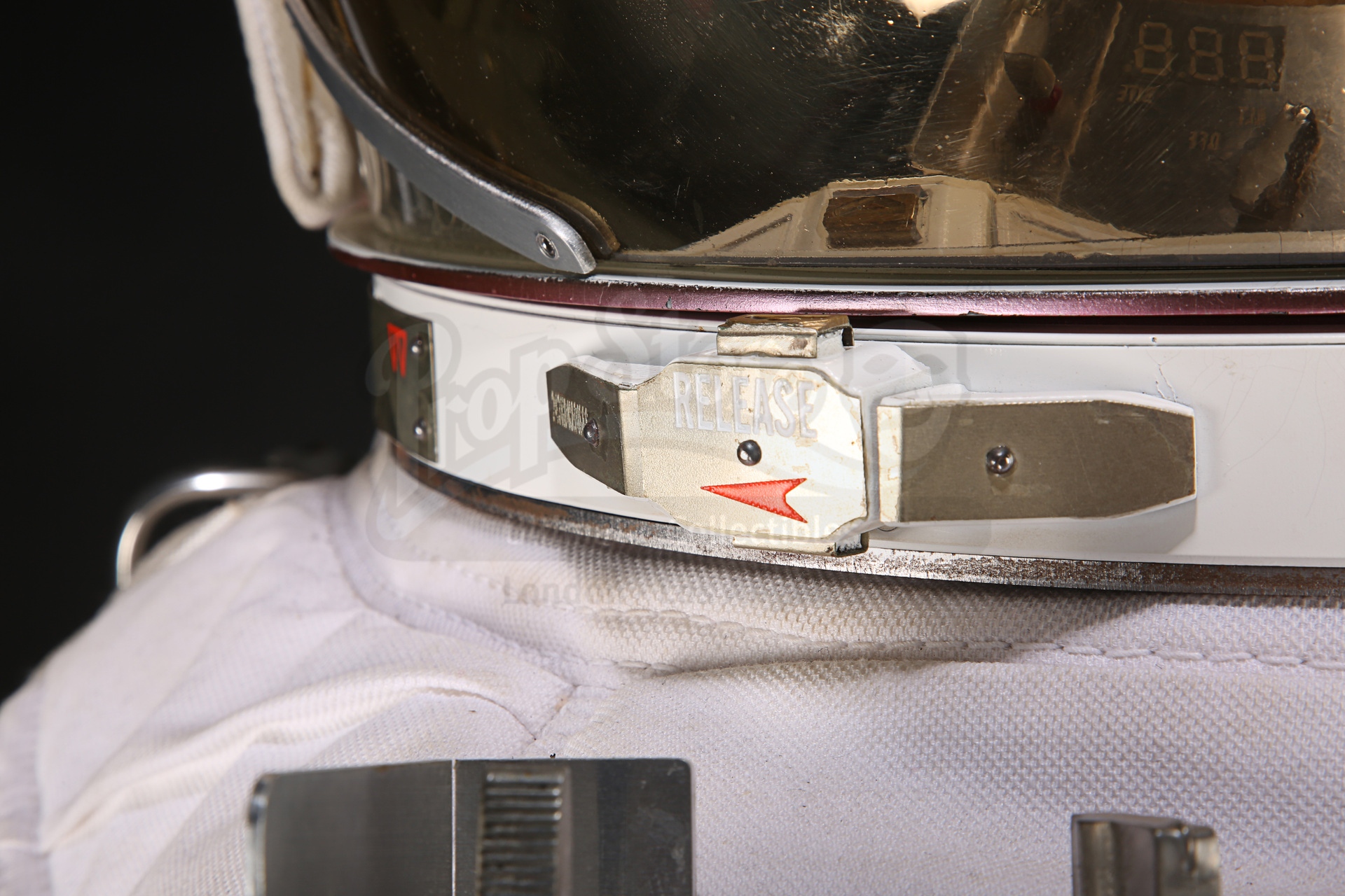 Commander Melissa Lewis (Jessica Chastain) EVA Suit | MARTIAN, THE (2015)