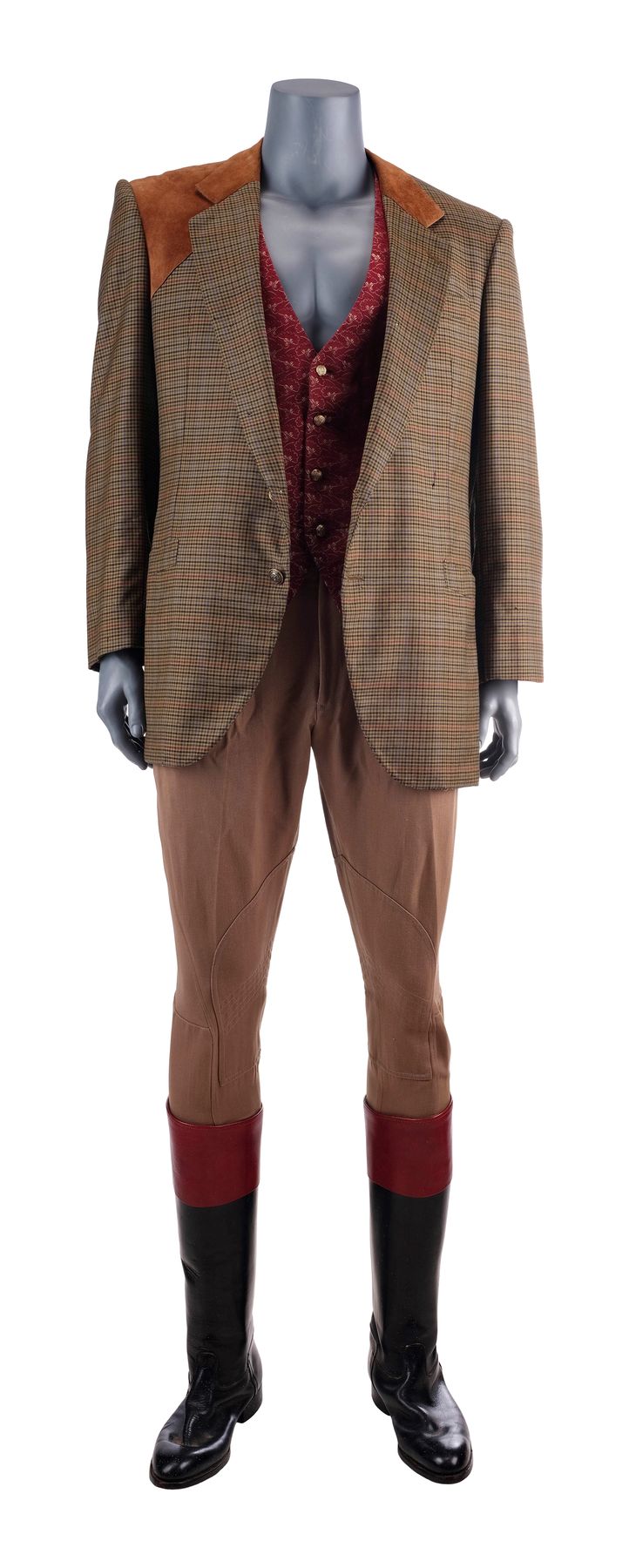 696. Juan Sanchez-Villalobos Ramirez's (Sean Connery) Riding Costume ...