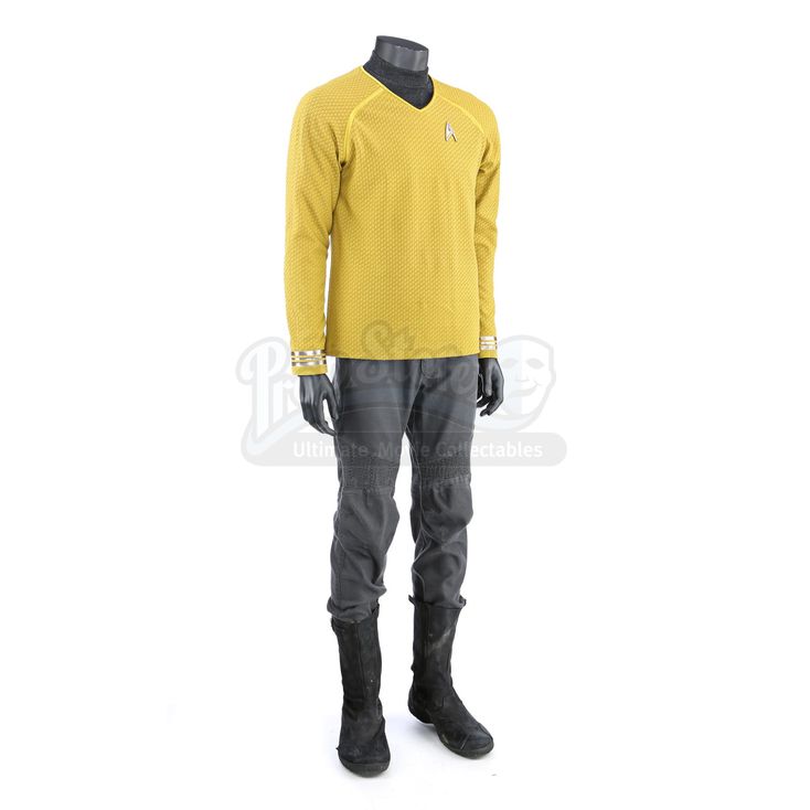 Captain Kirks Enterprise Command Uniform | STAR TREK INTO DARKNESS (2013)