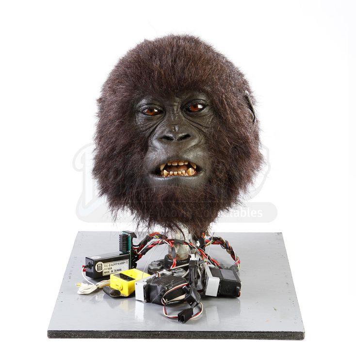 Lot 226 - Animatronic Baby Joe Head | MIGHTY JOE YOUNG (1998)