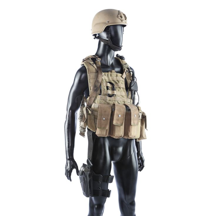 Chris Kyles (Bradley Cooper) Bullet Grazed Helmet and Tactical Gear ...