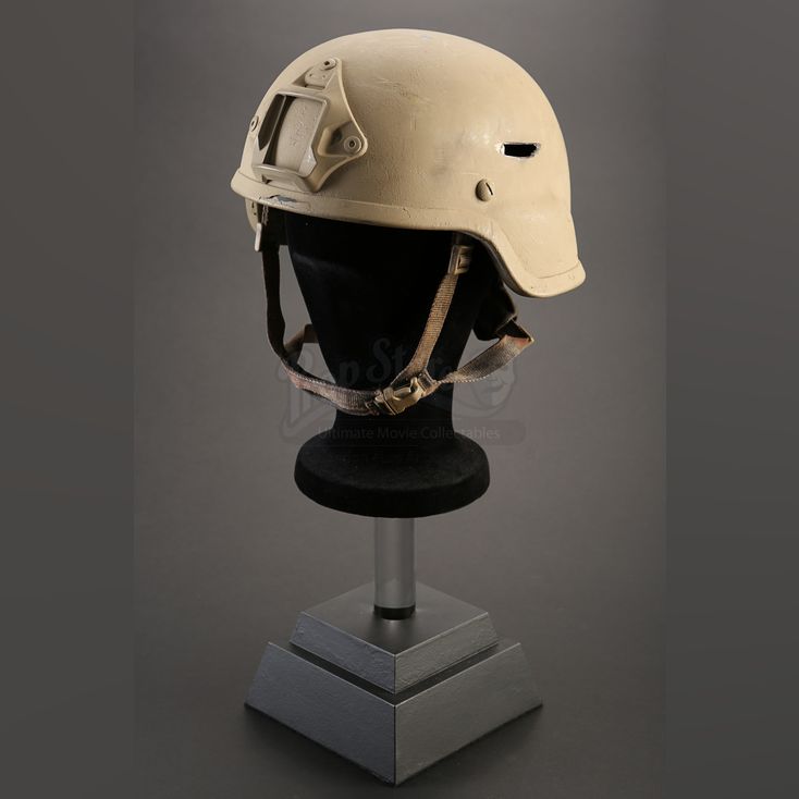 Chris Kyles (Bradley Cooper) SFX Bullet-Hit Ballistic Helmet | AMERICAN ...