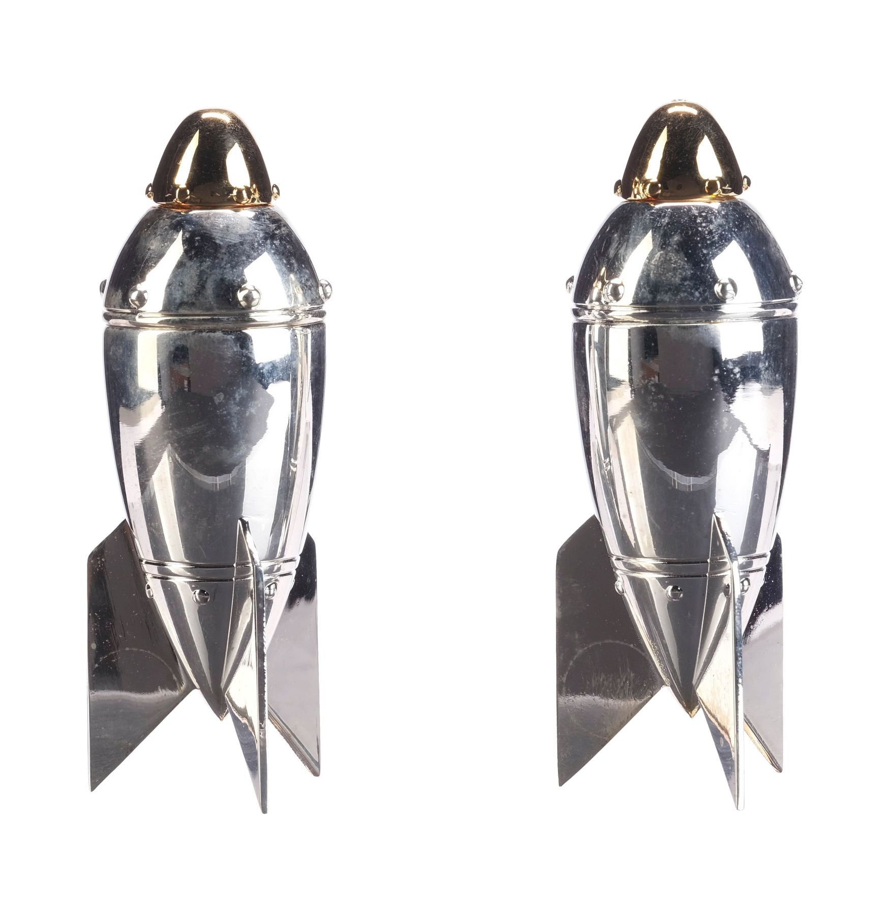 782. Production-Made Rocket Salt and Pepper Shakers ### MEN IN BLACK II ...