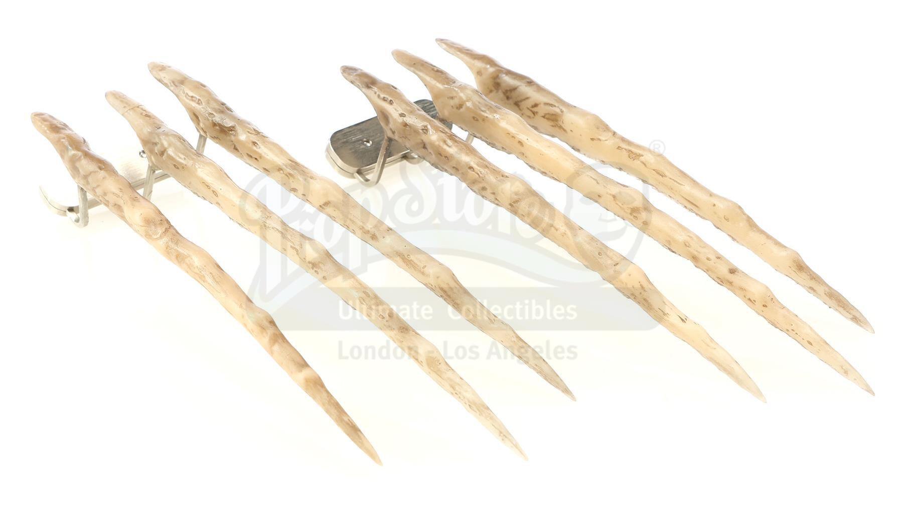 Wolverines (Hugh Jackman) Pair of Bone Claws | X-MEN ORIGINS: WOLVERINE ...