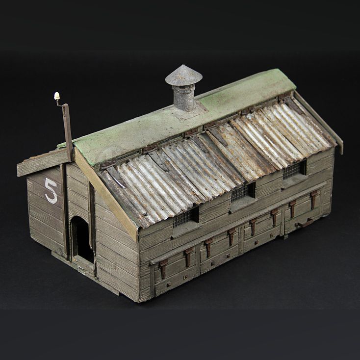 Miniature Chicken Hut | CHICKEN RUN (2000)