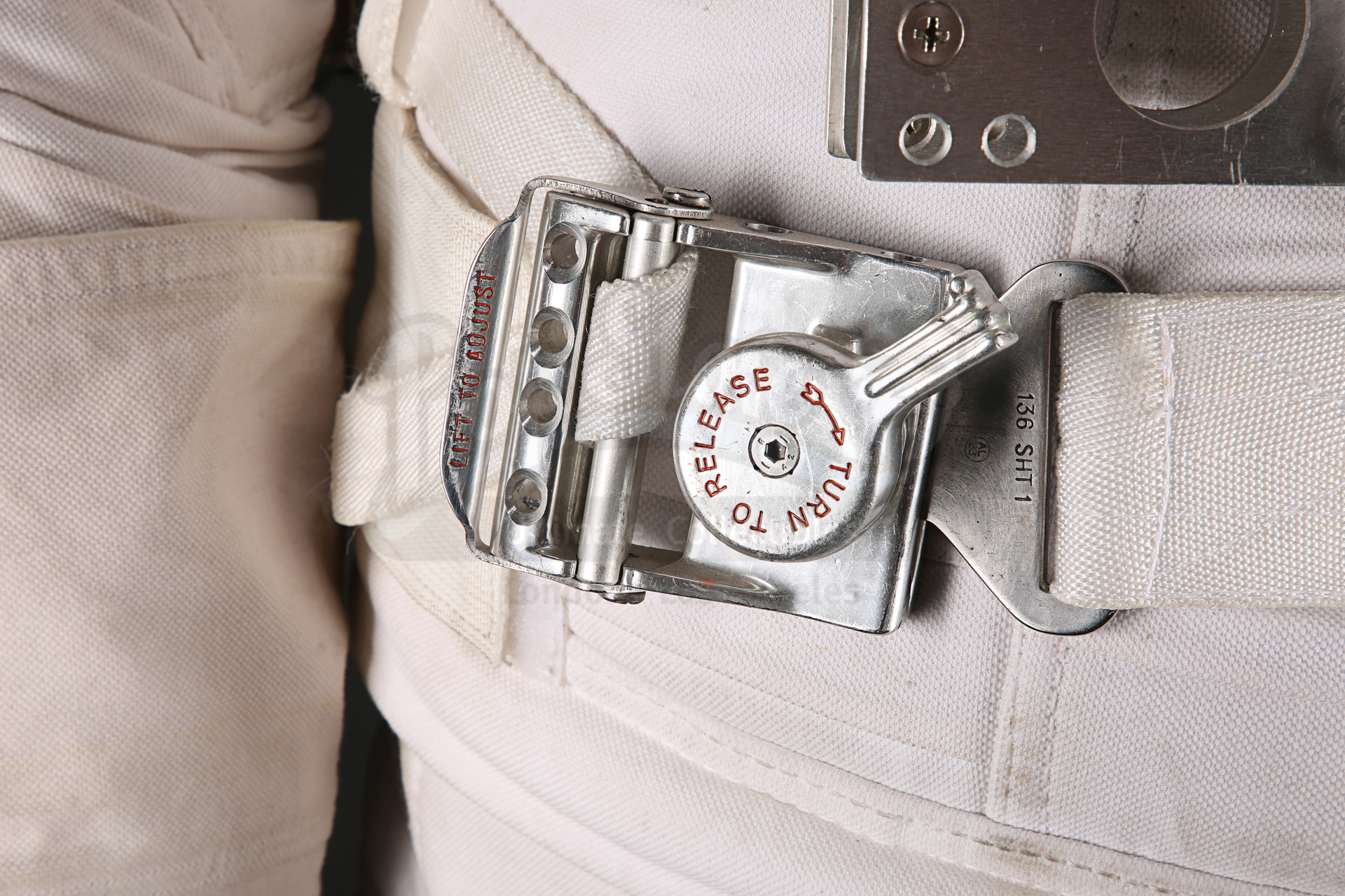 Commander Melissa Lewis (Jessica Chastain) EVA Suit | MARTIAN, THE (2015)