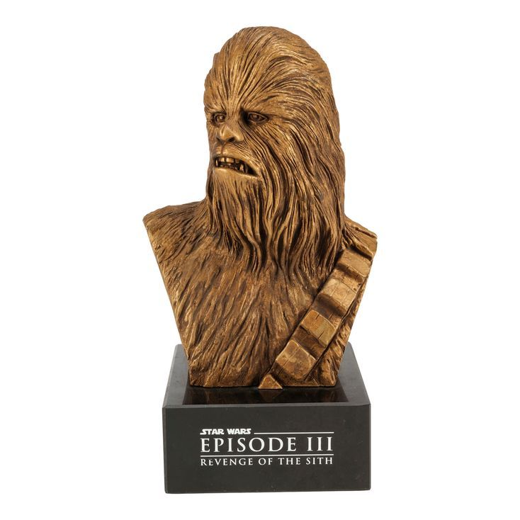 Lot 1160. Chewbacca Bust Crew Gift | STAR WARS: REVENGE OF THE SITH (2005)