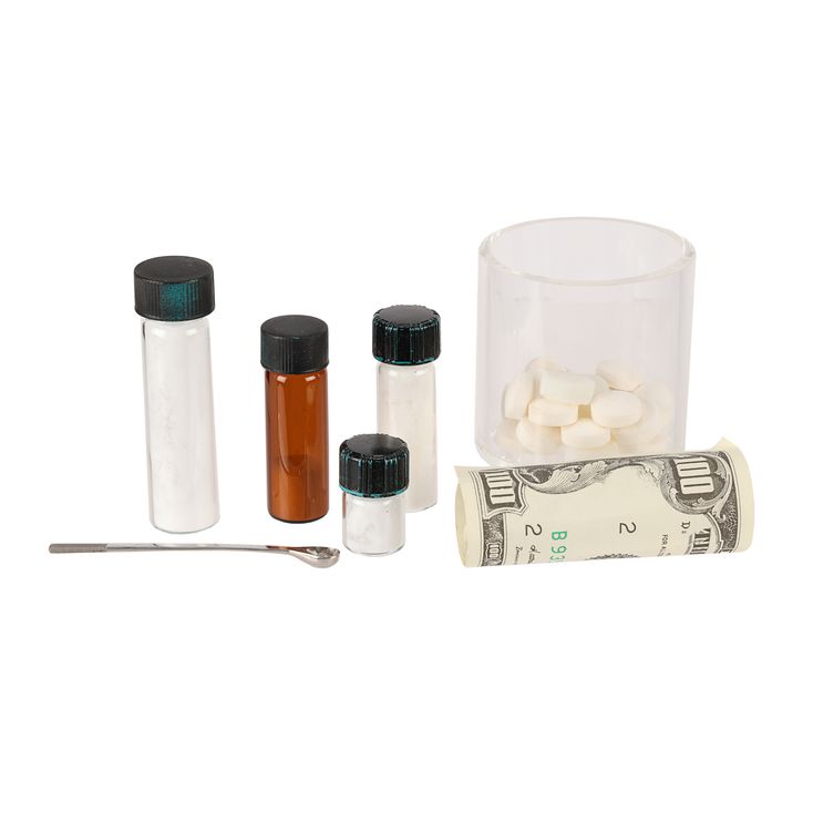 Lot 1772 - Jordan Belforts (Leonardo DiCaprio) Cocaine Vials, Tablets ...