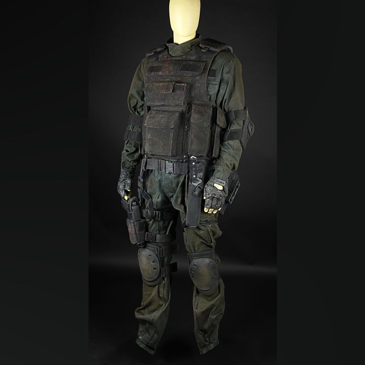 Destroyers (Deobia Oparei) RRTS Costume | DOOM (2005)