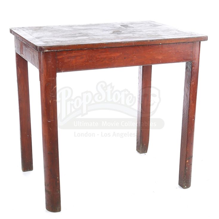 Amuns Wooden Table | TWILIGHT SAGA, THE: BREAKING DAWN - PART 1 (2011)