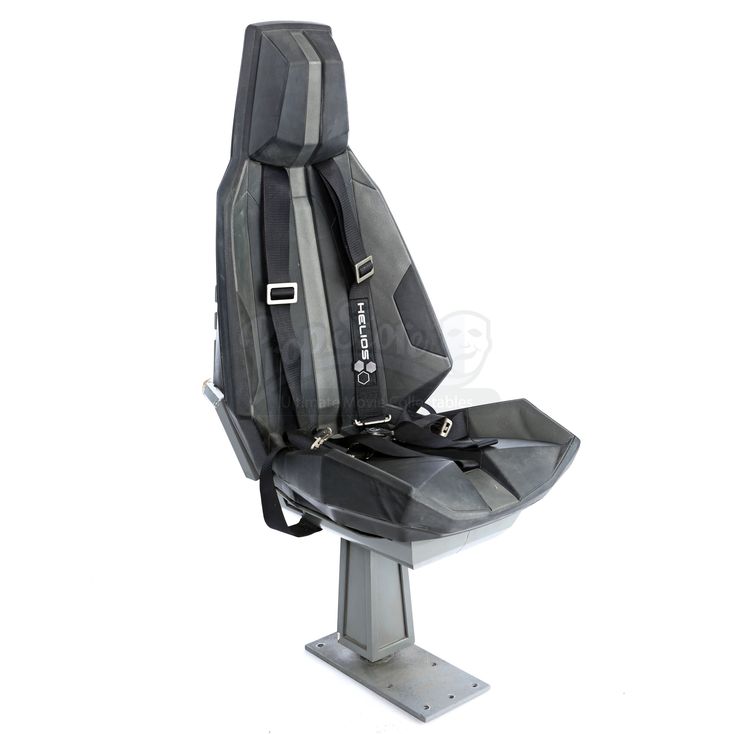Lot 99 Cloverfield Station Control Chair | CLOVERFIELD PARADOX (2018)