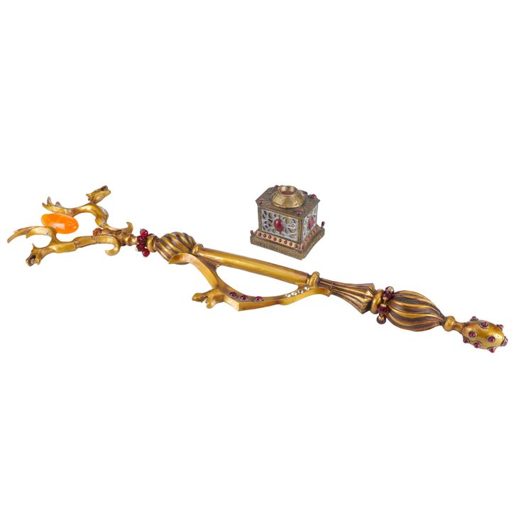 626. Empress Savina's (Thora Birch) Sceptre and Ghost Dragon ...