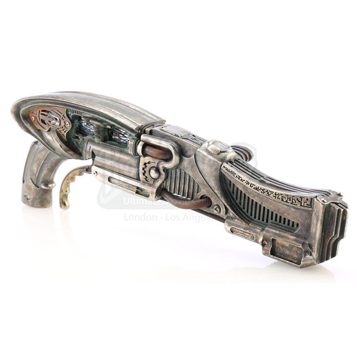 Light-Up Necromonger Rifle | CHRONICLES OF RIDDICK, THE (2004)