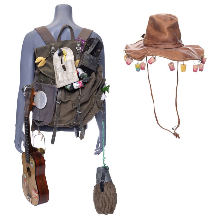 Lot #1404 - TANK GIRL (1995) - Tank Girl's (Lori Petty) Backpack and Hat