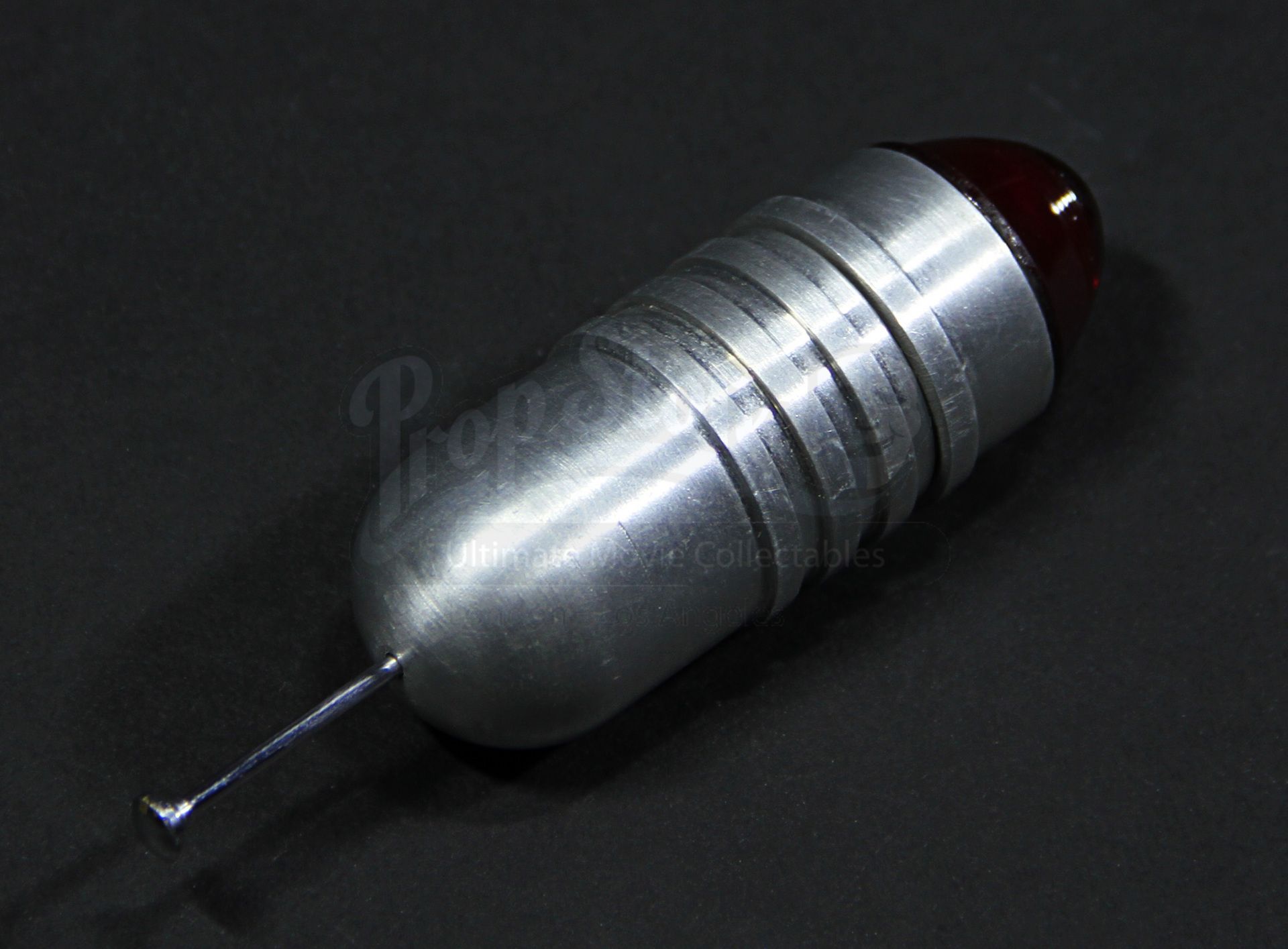 Felicity Shagwells (Heather Graham) Fat Bastard Light Up Homing Device ...