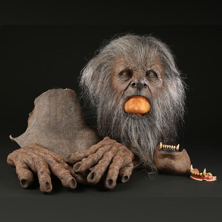 Sir John Talbot Werewolf Mask, Neck, Teeth, Hands Lot | WOLFMAN, THE (2010)