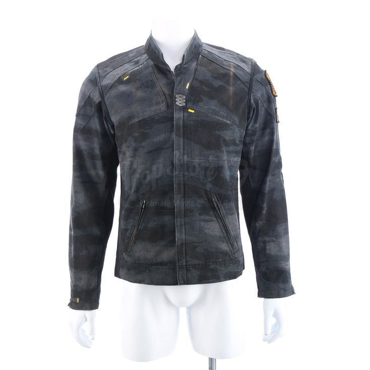 Allegiant (2016) Tobias Four Eatons Stunt Gray Fringe Mission Tactical ...