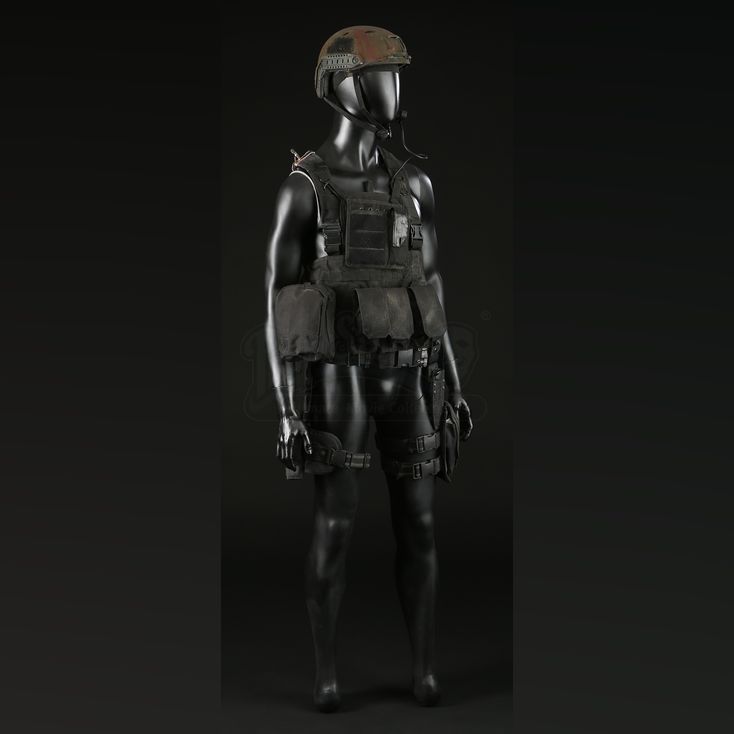 Future Guerilla Soldier Tactical Gear and Armor Pieces | TERMINATOR GENISYS (2015)