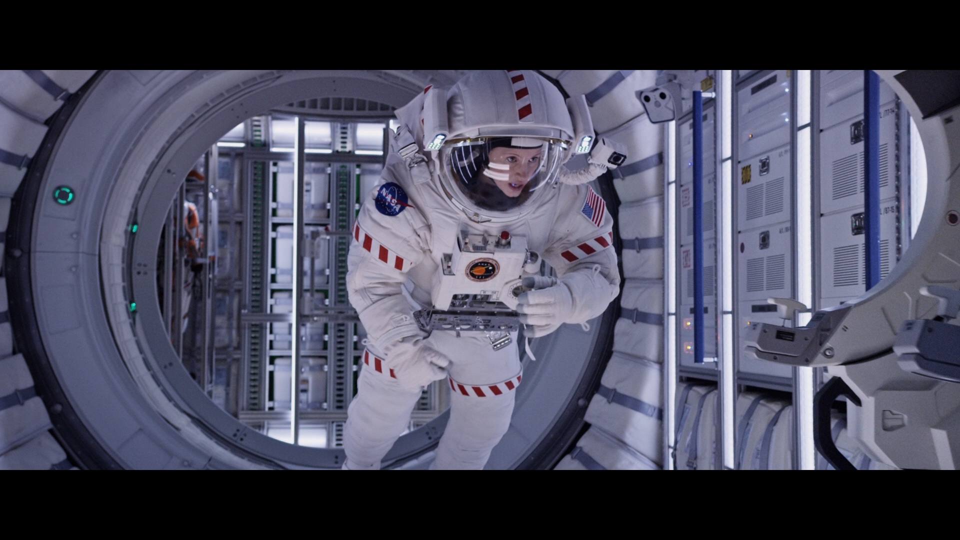 Commander Melissa Lewis (Jessica Chastain) EVA Suit | MARTIAN, THE (2015)
