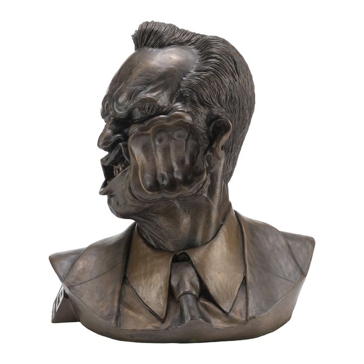 Lot 237 - Agent Smith (Hugo Weaving) Superpunch Bust | MATRIX ...