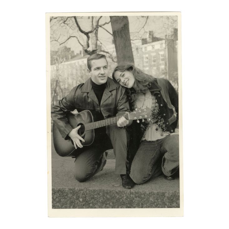 Lot 634. Buddys (Will Ferrell) Photograph of Walter Hobbs (James Caan ...