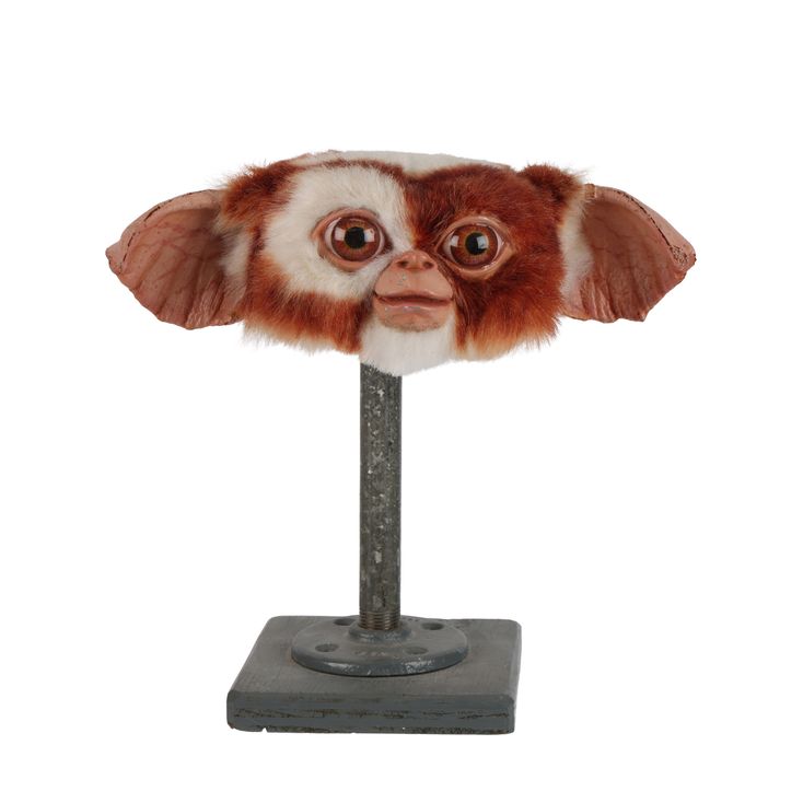 Lot # 126: GREMLINS 2: THE NEW BATCH (1990) - Gizmo Prototype Head