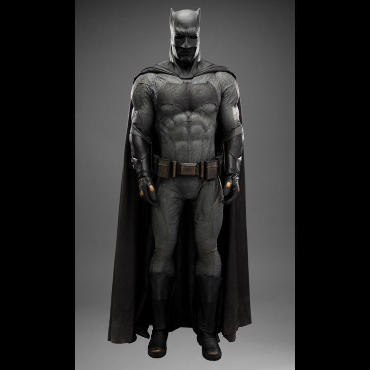 Batmans Batsuit Costume | BATMAN V SUPERMAN: DAWN OF JUSTICE (2016)