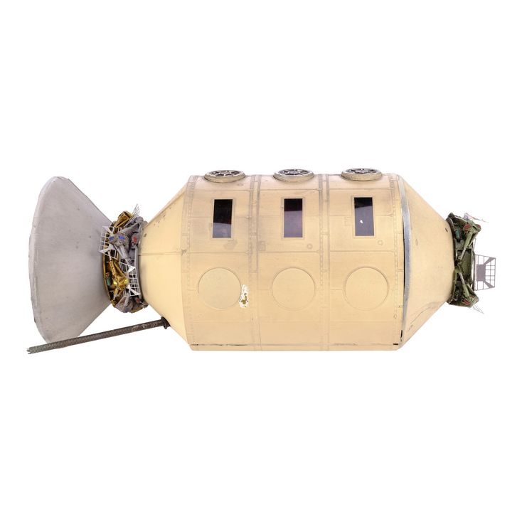 Lot #1050: EVENT HORIZON (1997) - Lewis and Clark Daylight Station ...