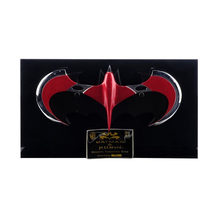 455. Icons Robins Throwing Bird Replica Display | BATMAN & ROBIN (1997)